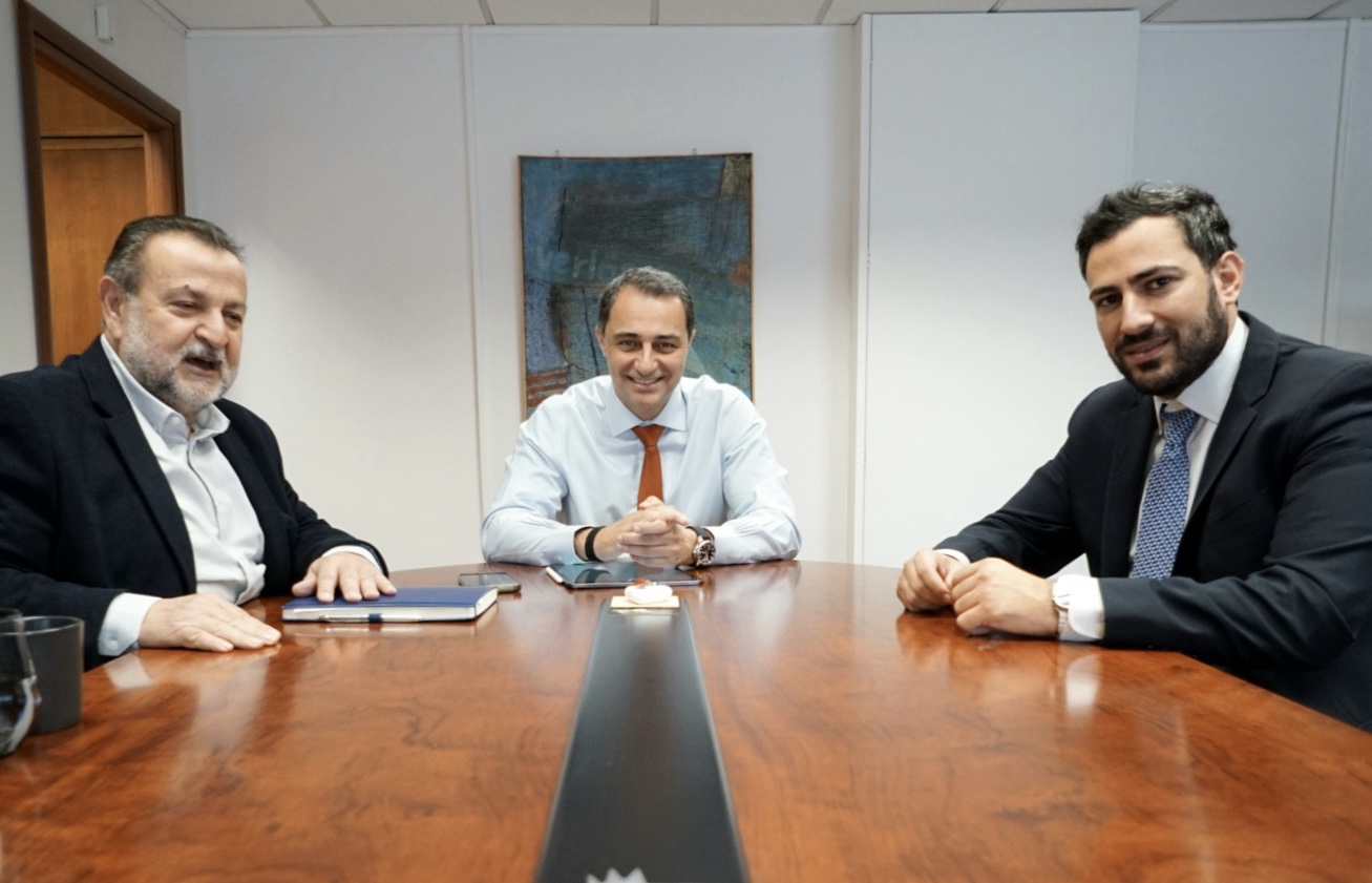 Επαφές Δημάρχου Μινώα Πεδιάδας Βασίλη Κεγκέρογλου με κυβερνητικά ...